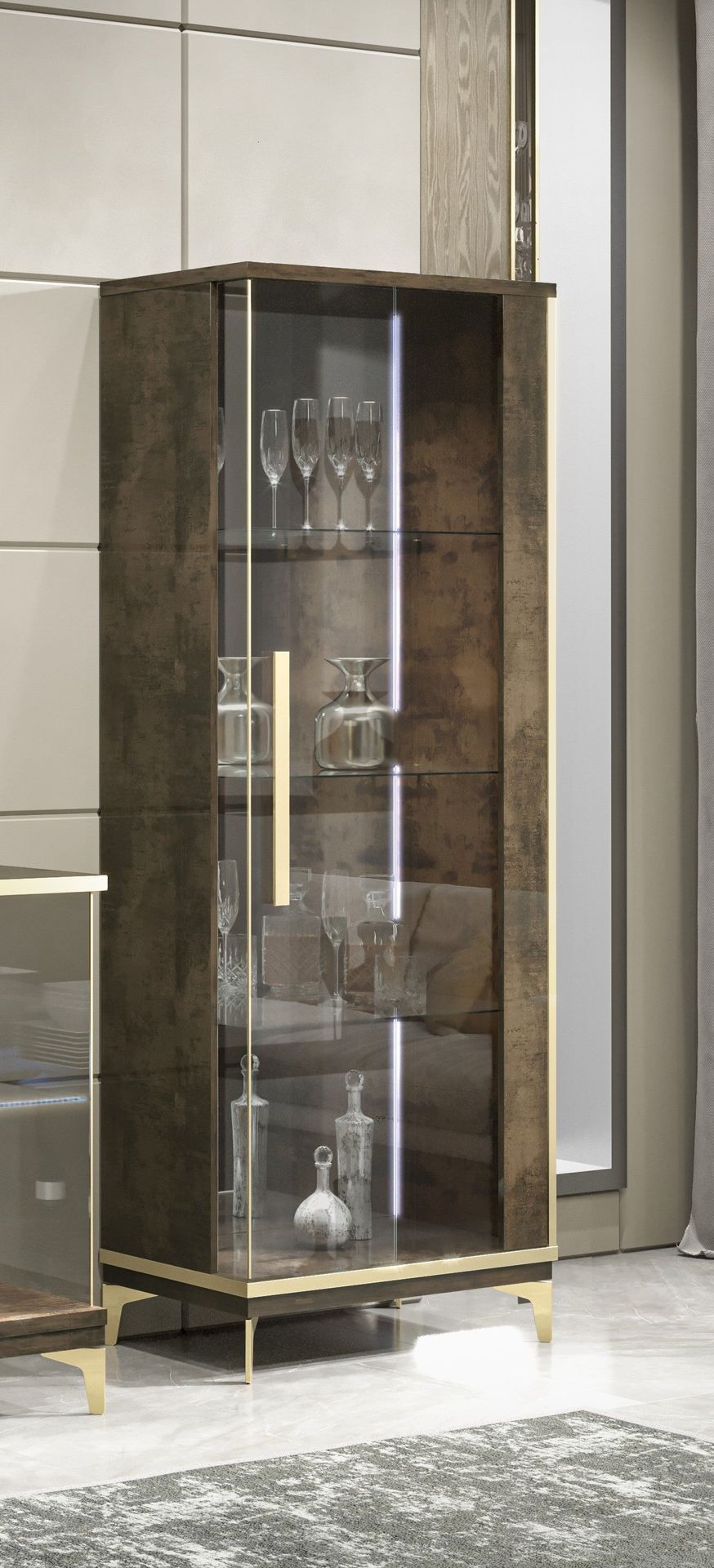 Desiree – Apstone.com